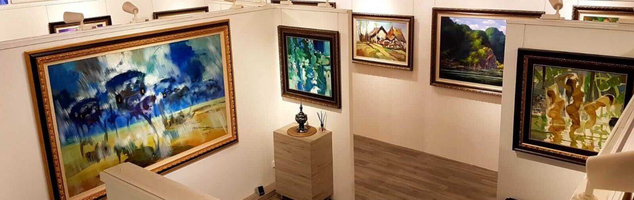 Framing Services - Photo Framing | Canvas Stretching | Silk Framing